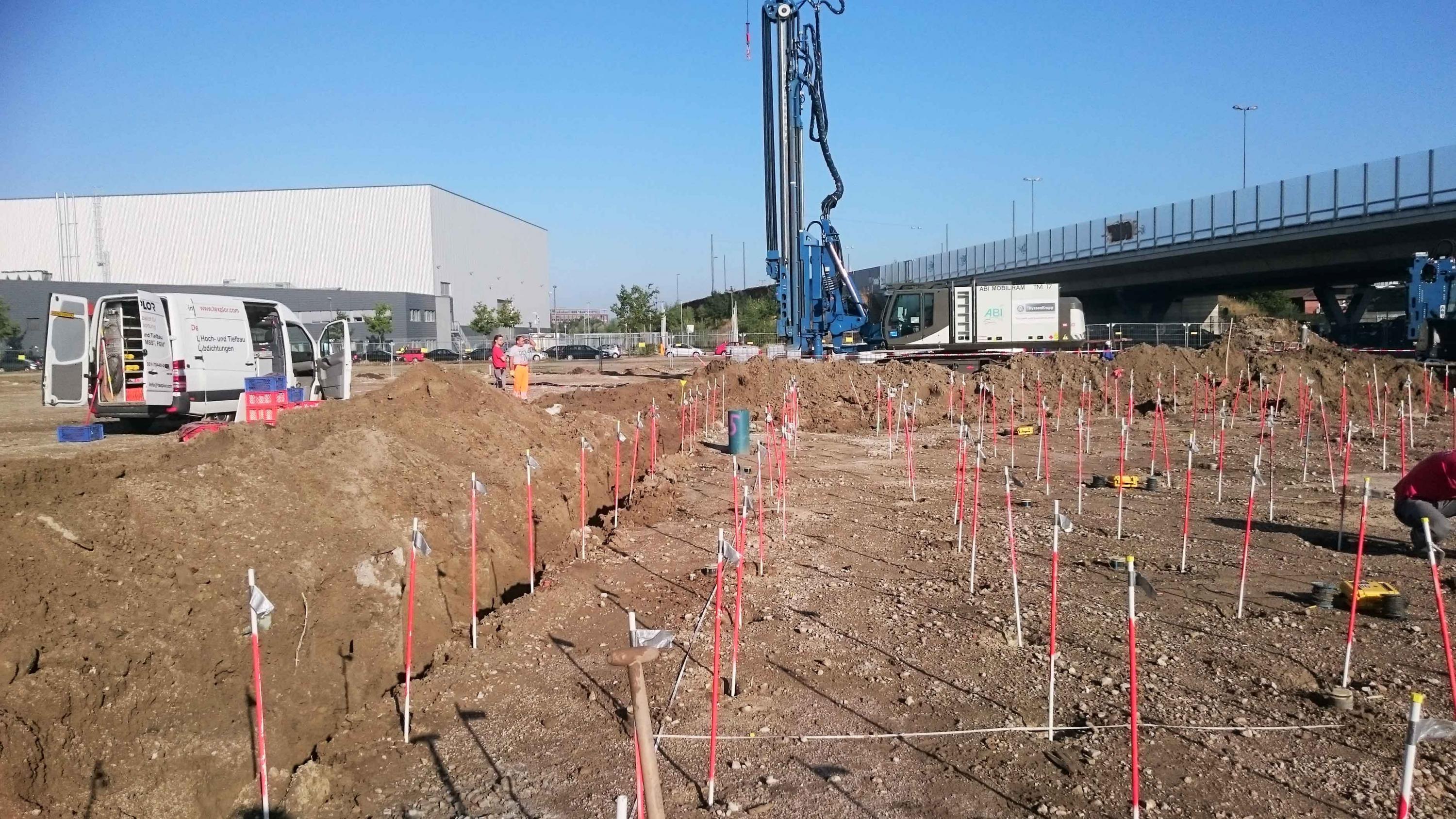 Leak detection of building pit enclosure