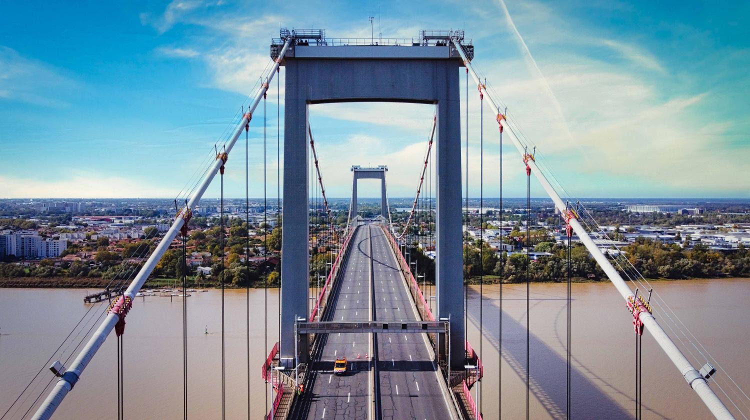 Precise Movement Monitoring at the Aquitaine Bridge in France